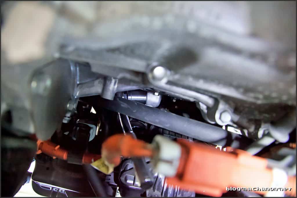 DIY: How to Replace the Positive Crankcase Ventilation Valve (PCV) On ...